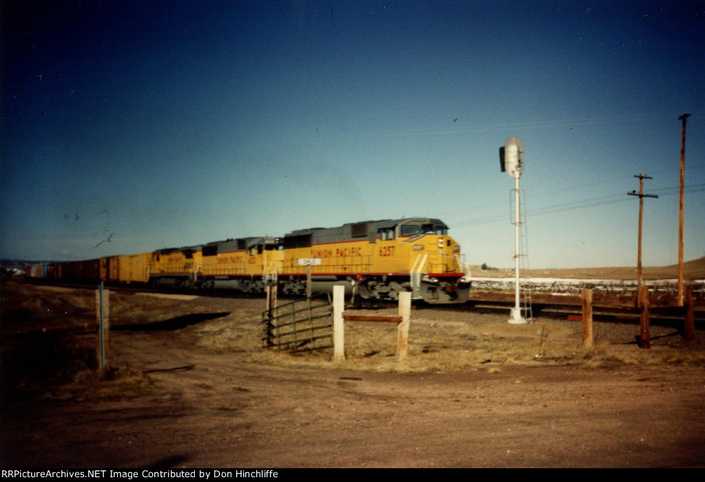 UP 6257 Leading the charge at Dale WY